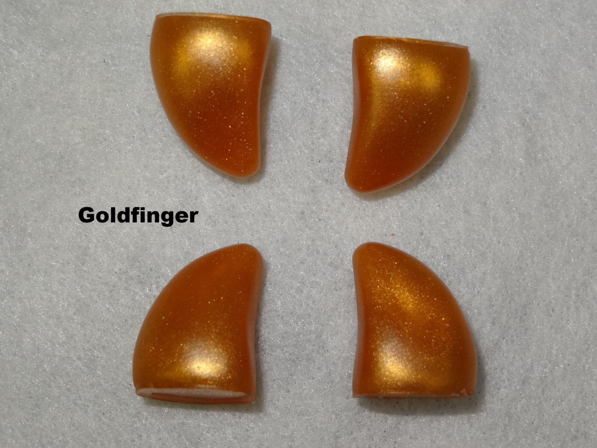 Shimmer Large Toony Fangs – DreamVision Creations