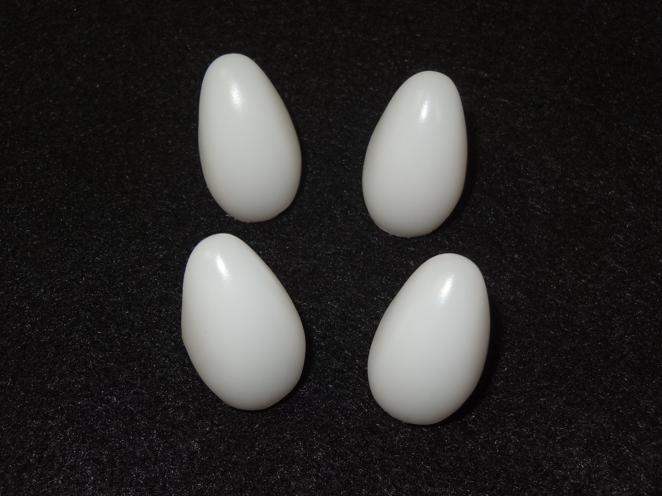 Clear Medium Toony Fangs – DreamVision Creations