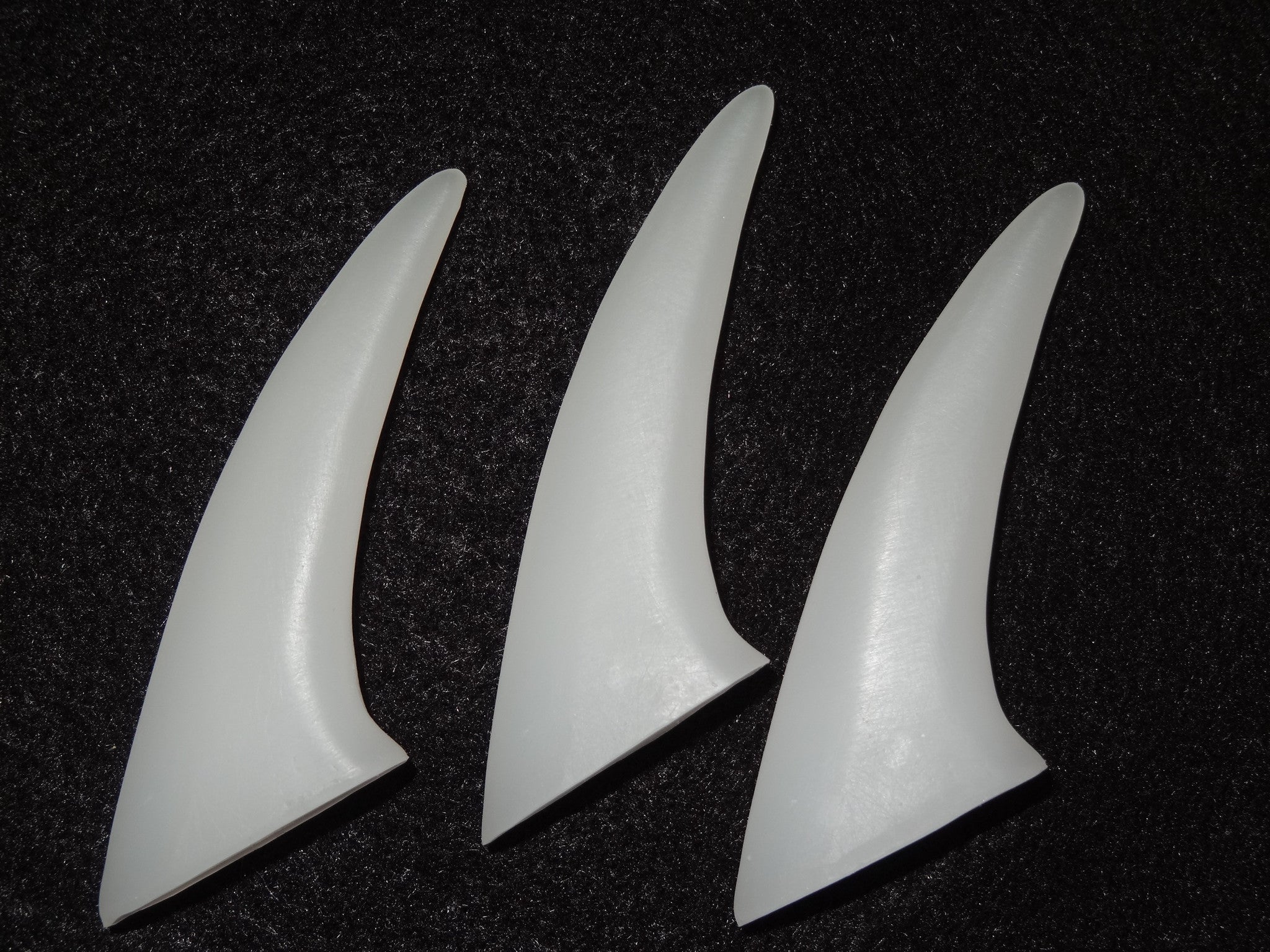 UV Reactive 2-Inch Plastic Spike *sold per spike* – DreamVision Creations